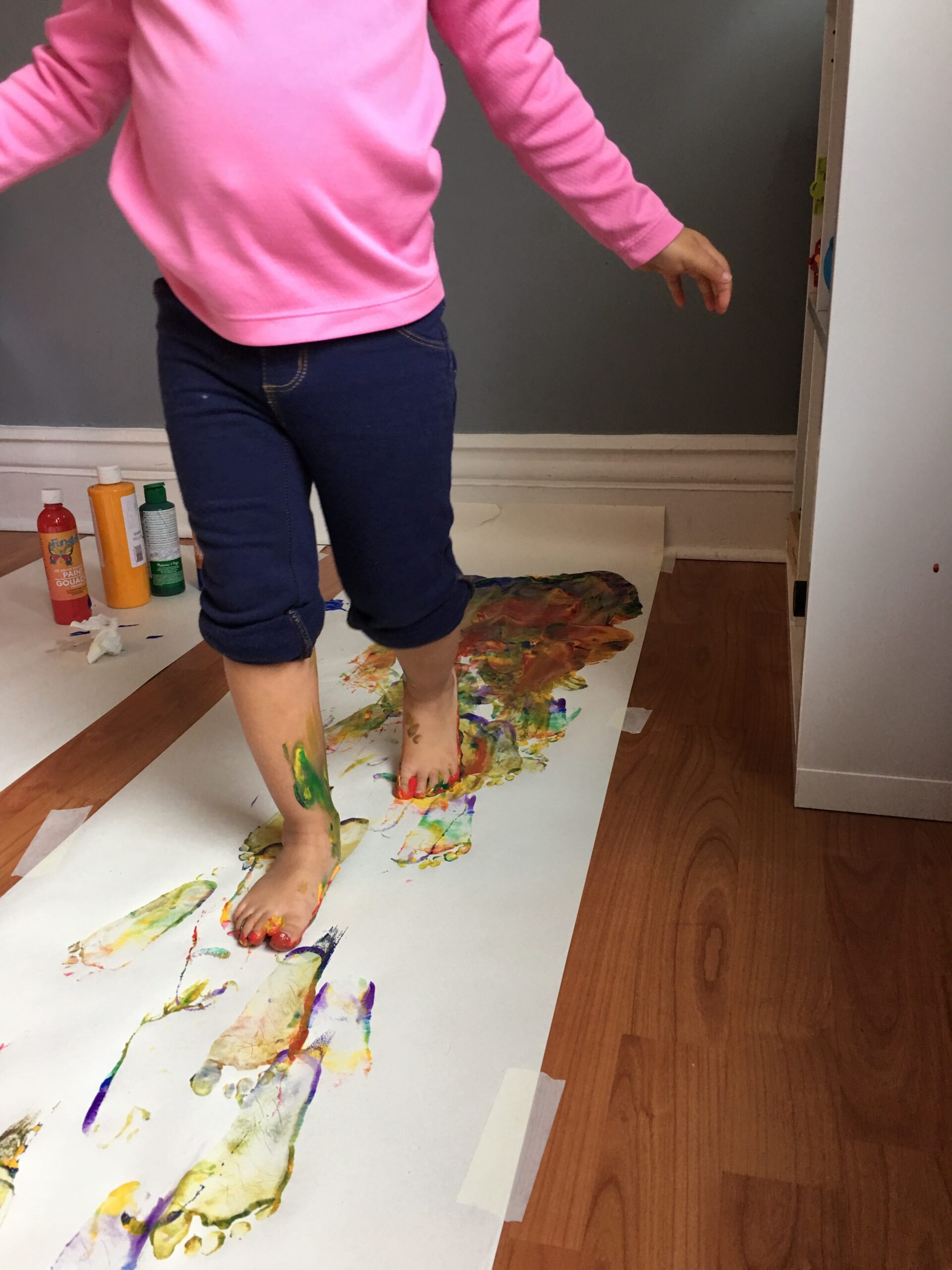 Rainbow Walking - Happy Toddler Playtime