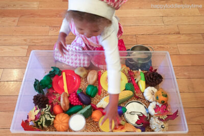 Thanksgiving Dinner Sensory Bin for Toddlers and Preschoolers - Happy ...