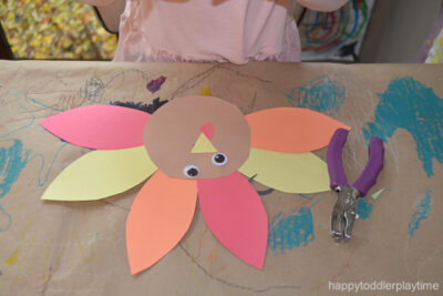 Hole Punch Turkey - Happy Toddler Playtime