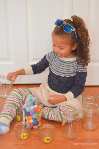 Pom Pom Gum Ball Counting - Happy Toddler Playtime