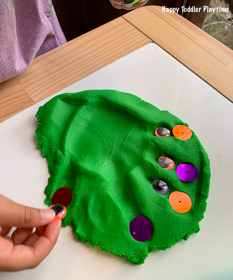 Play Dough Monster Hands - Happy Toddler Playtime