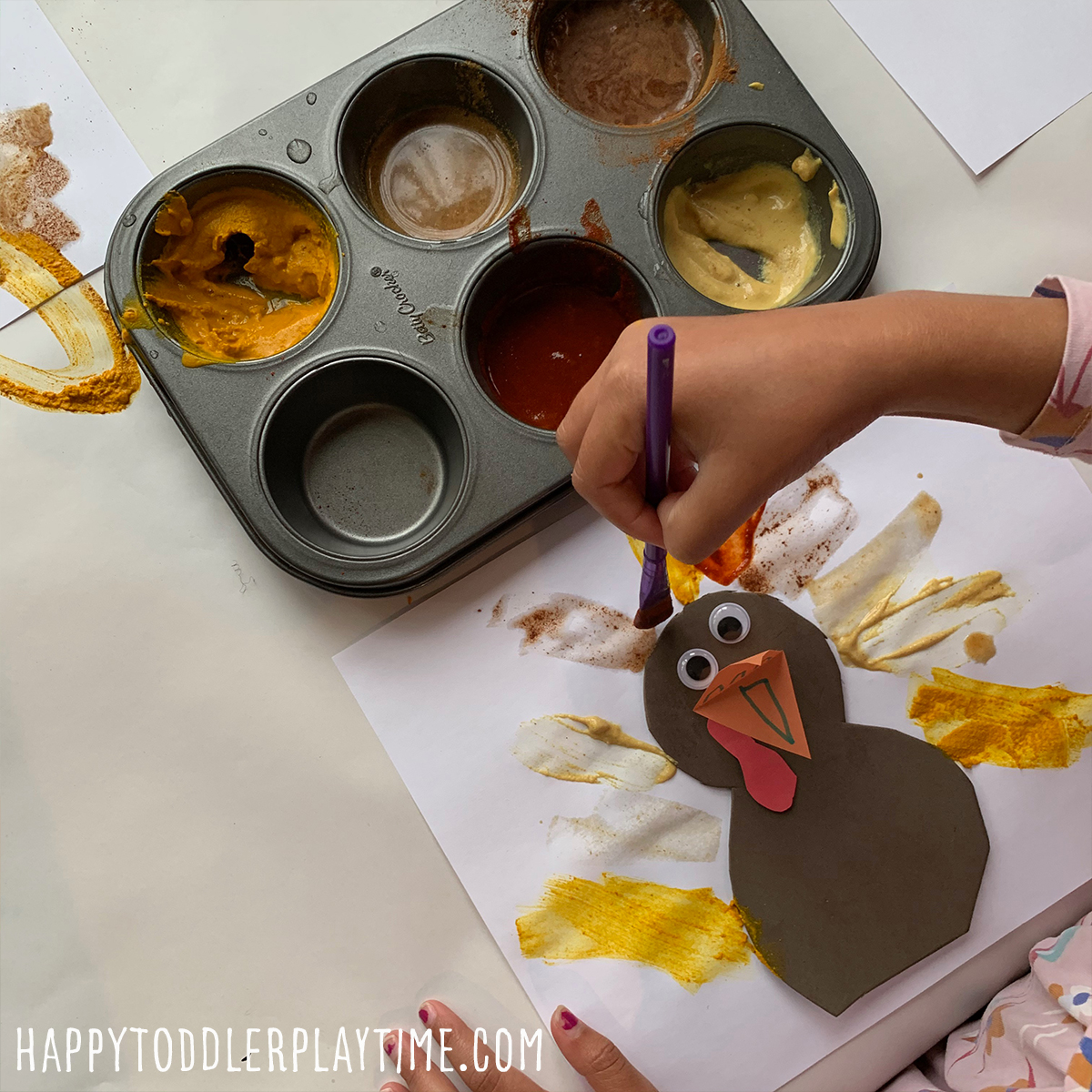 Spice Painted Sensory Turkey Craft - Happy Toddler Playtime