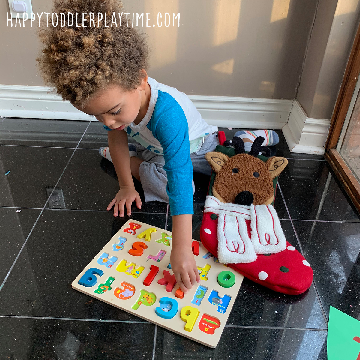 Christmas Stocking Puzzle Hunt - Happy Toddler Playtime