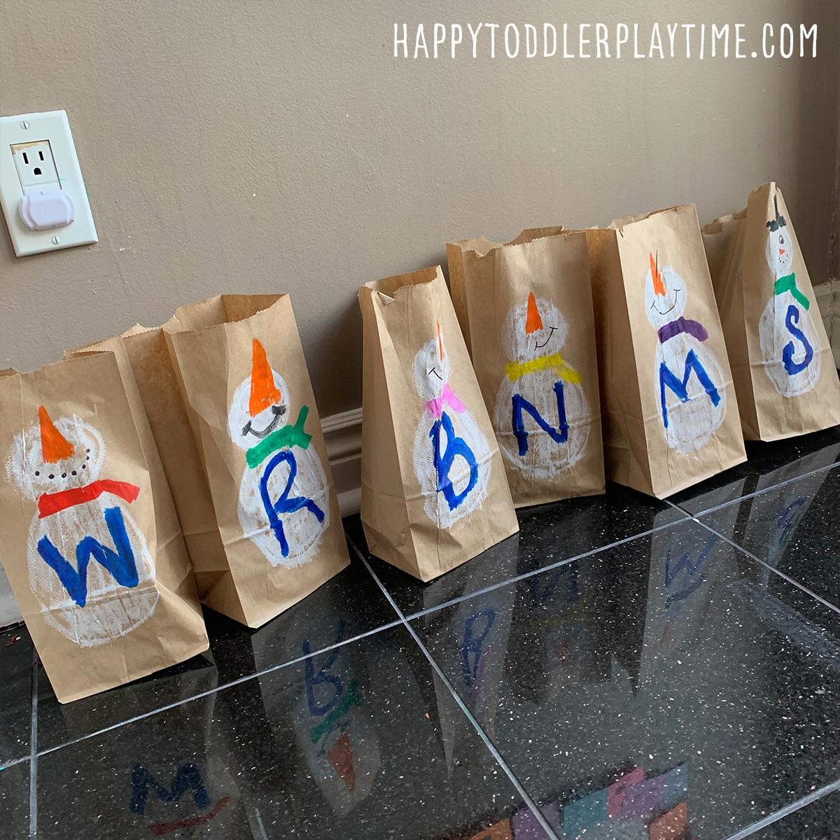 Snowman Phonics Discovery Bags - Happy Toddler Playtime