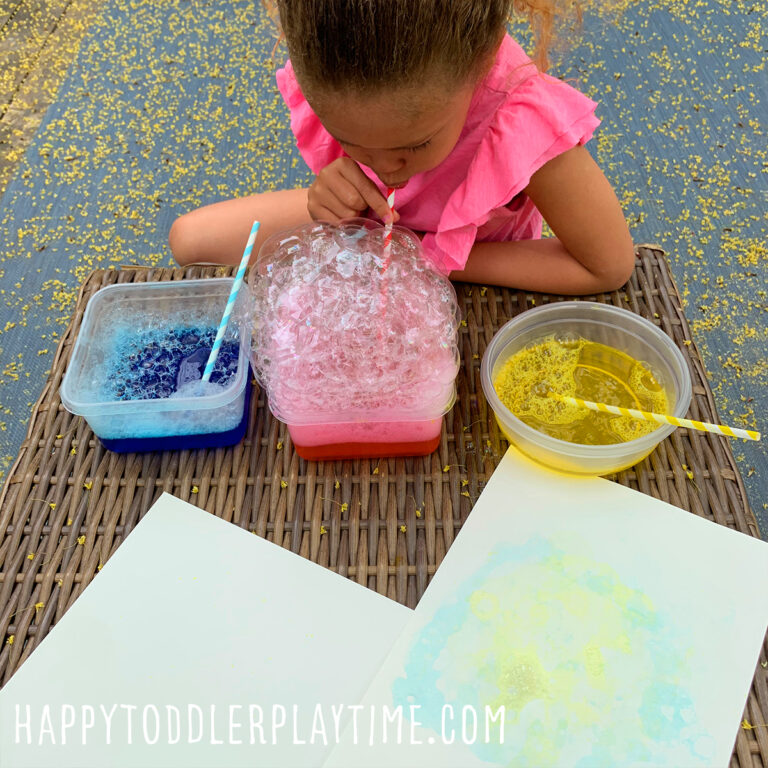 Bubble Print Butterfly Craft - Happy Toddler Playtime