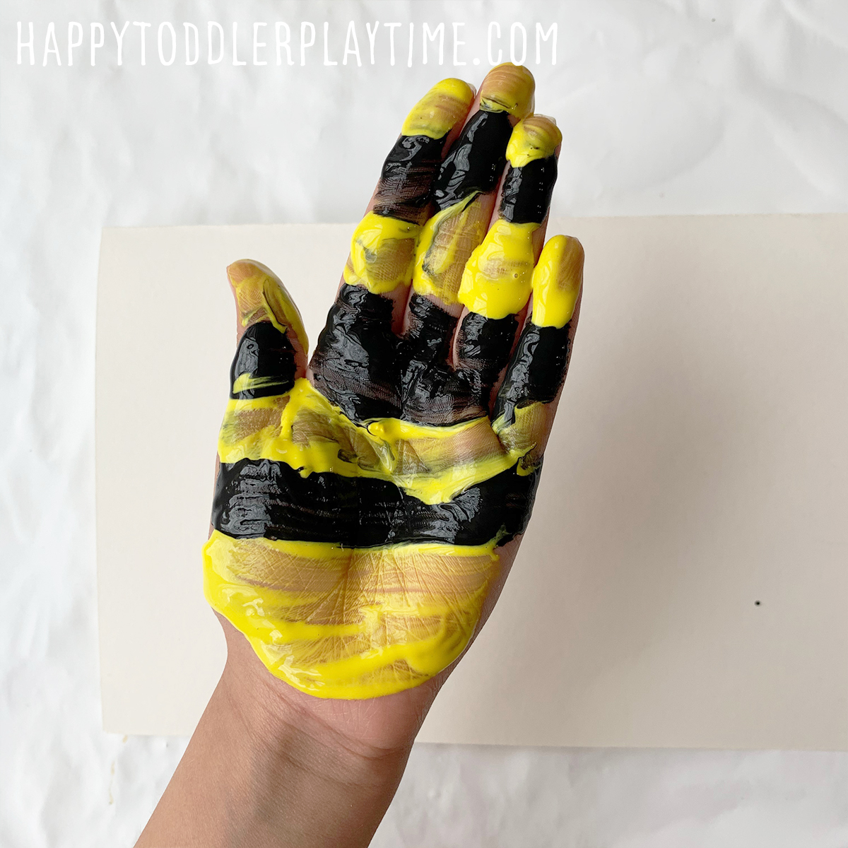 Handprint Bee Mother's Day Card - Happy Toddler Playtime