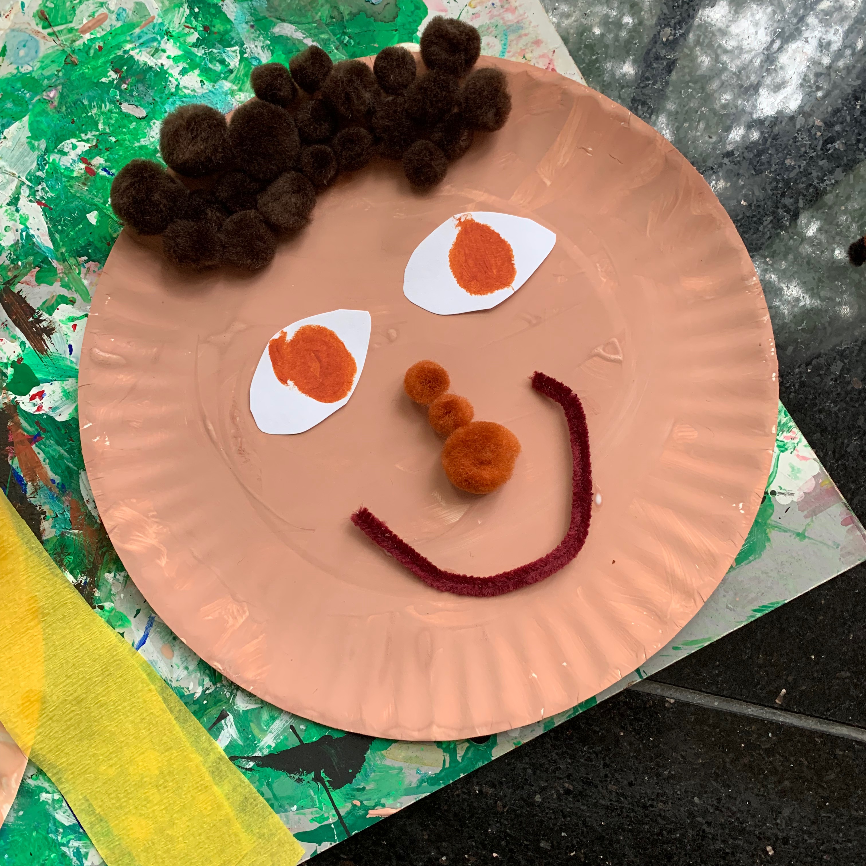 Paper Plate Self Portrait Craft for Preschoolers - Happy Toddler Playtime
