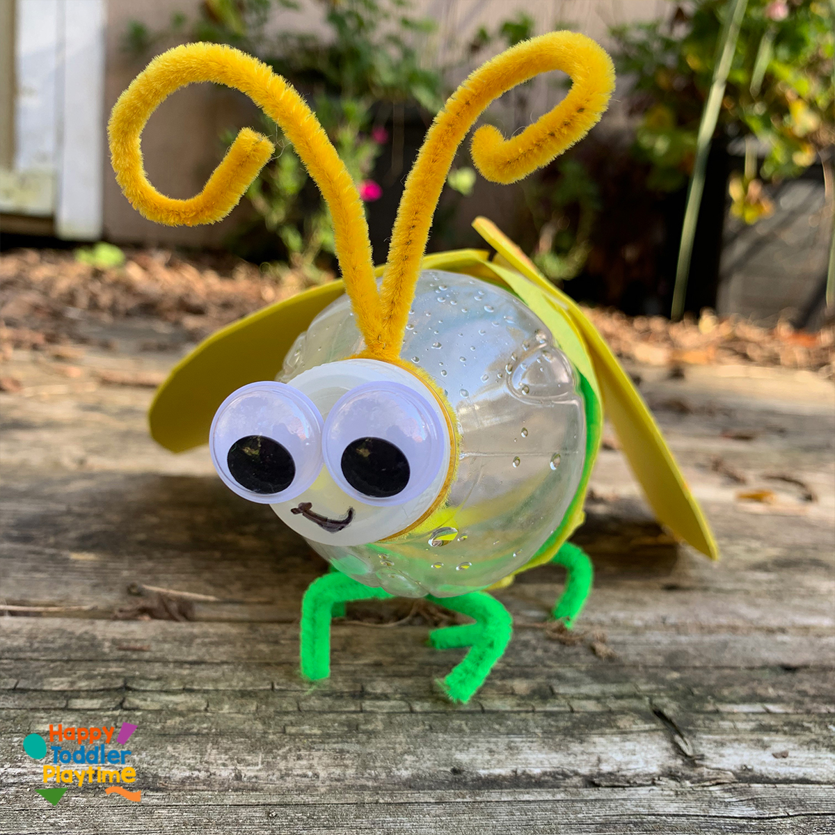 Glowing Firefly Craft - Happy Toddler Playtime