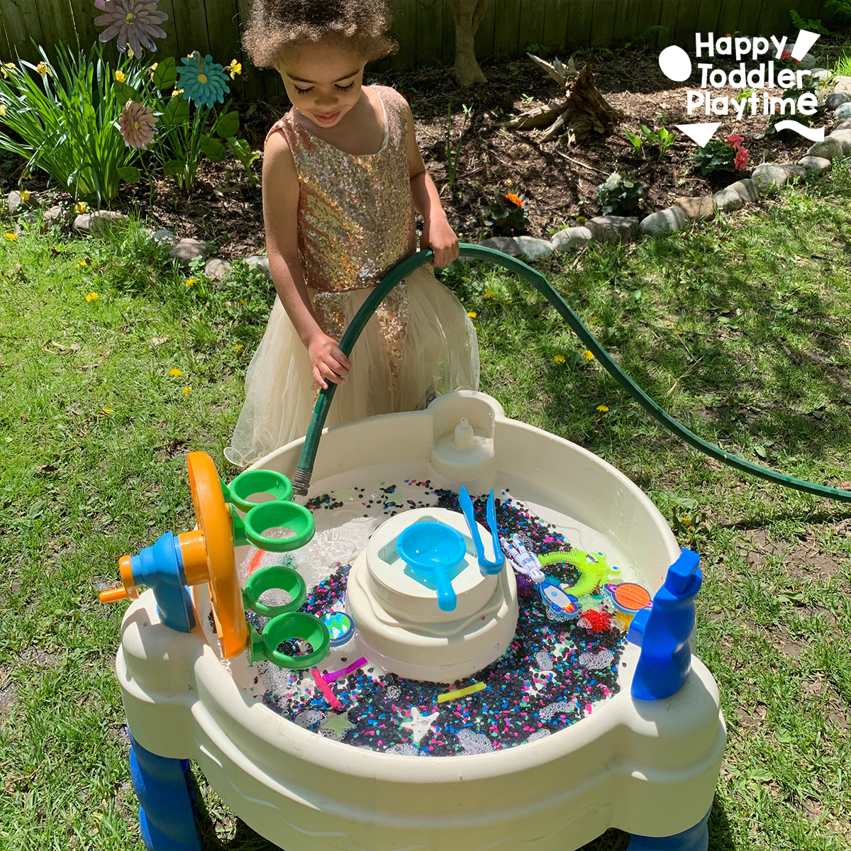 Super Easy Outer Space Water Table Activity - Happy Toddler Playtime