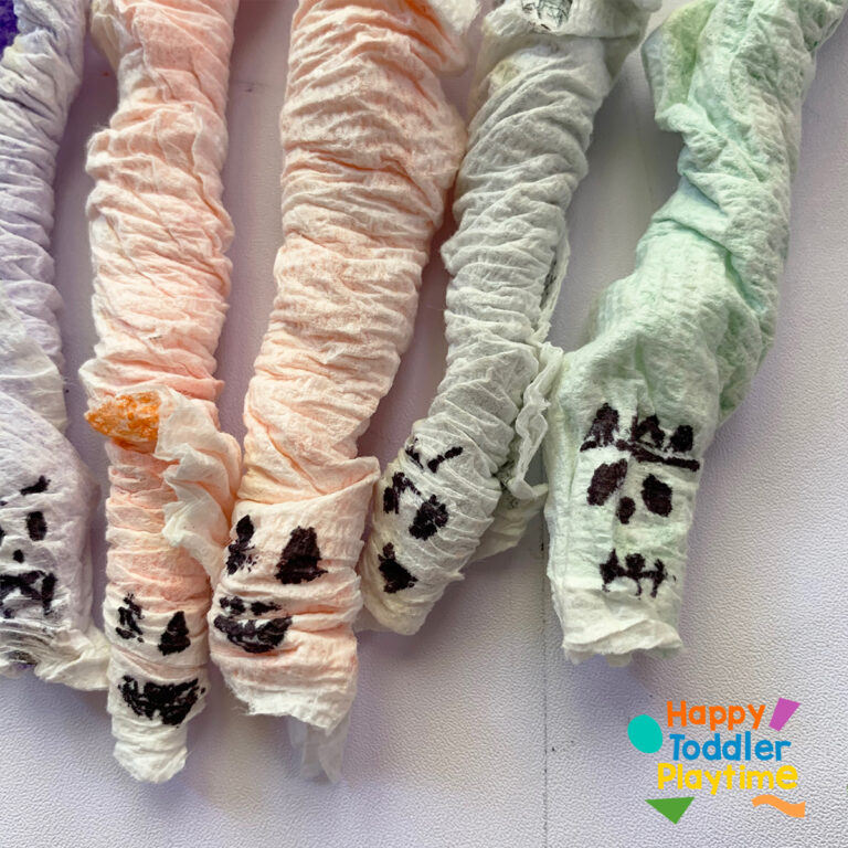 Wriggly Mummy Worm Science Experiment for Halloween - Happy Toddler ...