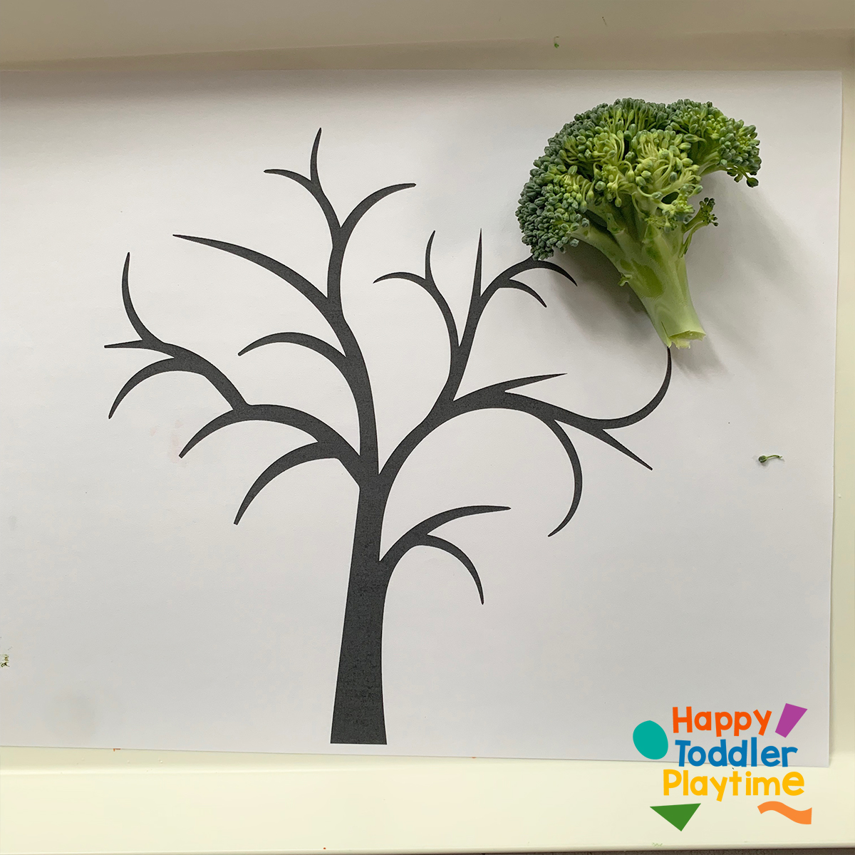 Broccoli Painted Fall Tree Craft with free printable - Happy Toddler ...