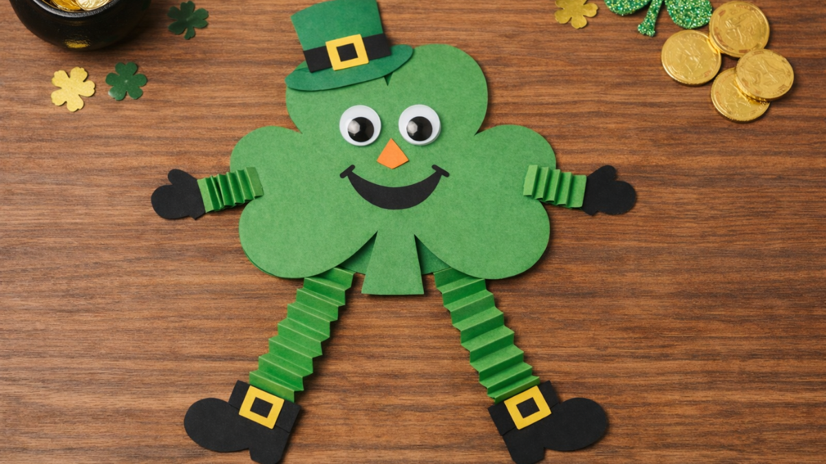 9 Shamrock Crafts for St. Patrick's Day - Happy Toddler Playtime