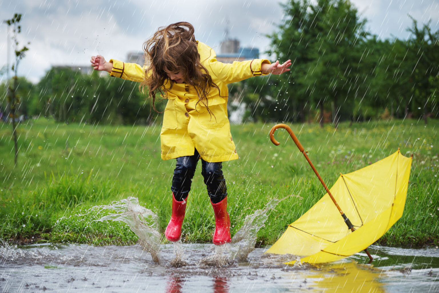 26 Hysterical Spring Riddles, Puns and Jokes for Kids - Happy Toddler ...