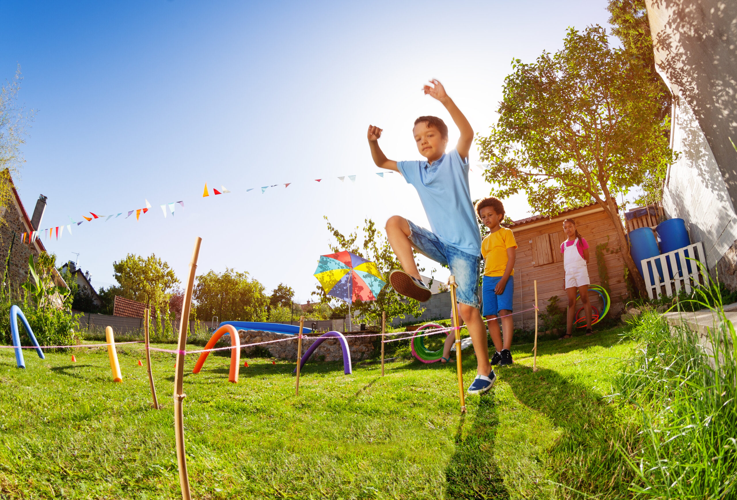 15 Amazing Backyard Birthday Party Ideas for Kids - Happy Toddler Playtime