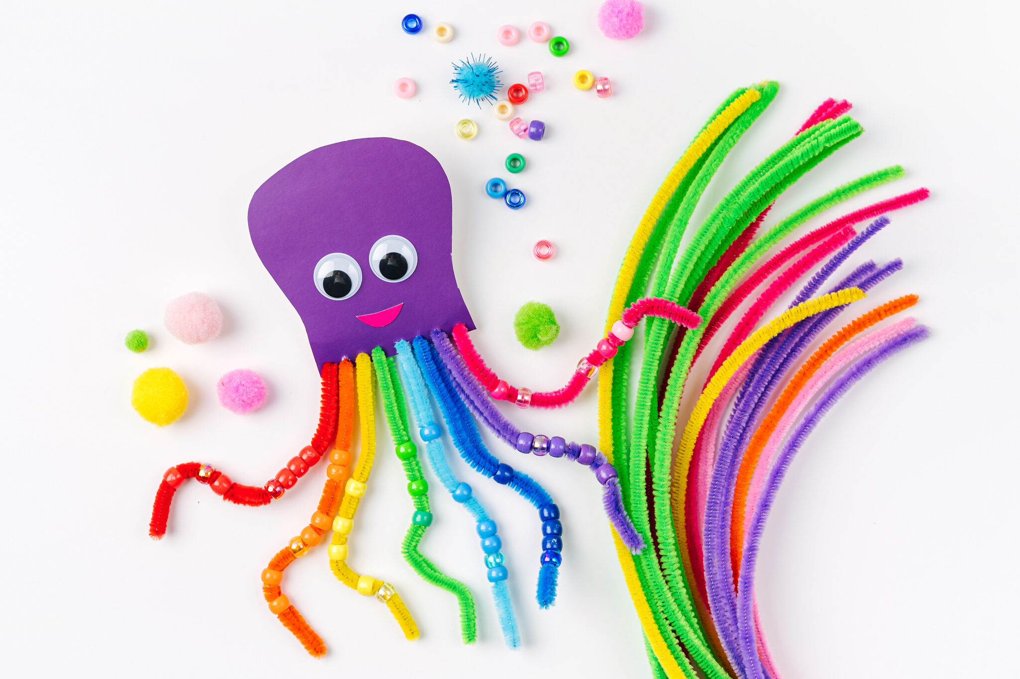 Fun and Easy Pipe Cleaner Crafts for Kids - Happy Toddler Playtime