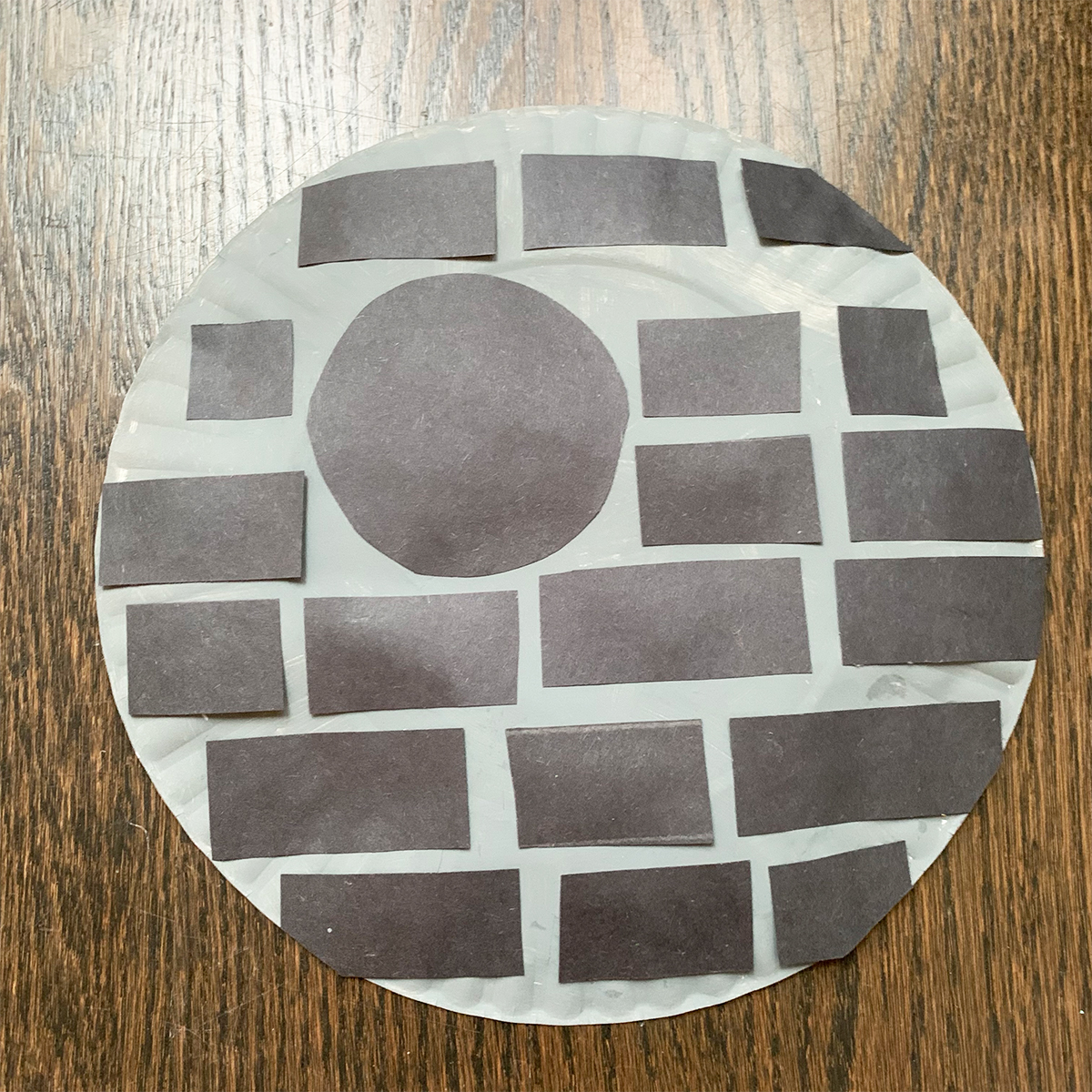 Death Star Paper Plate Craft - Happy Toddler Playtime