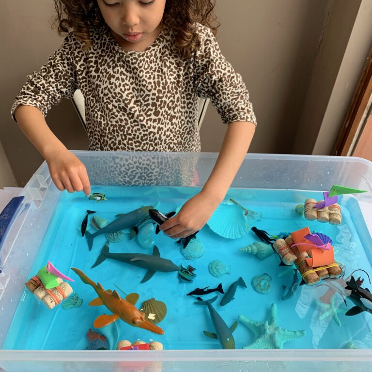 Amazing Sensory Bins for Summer - Happy Toddler Playtime