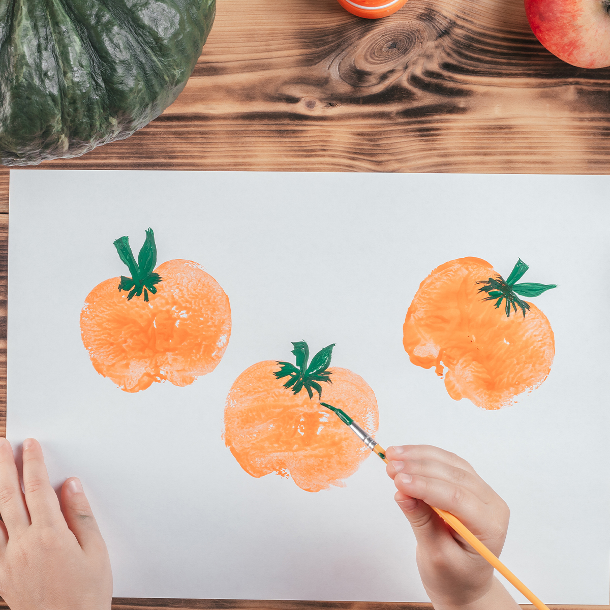 Pumpkin Apple Stamps - Happy Toddler Playtime