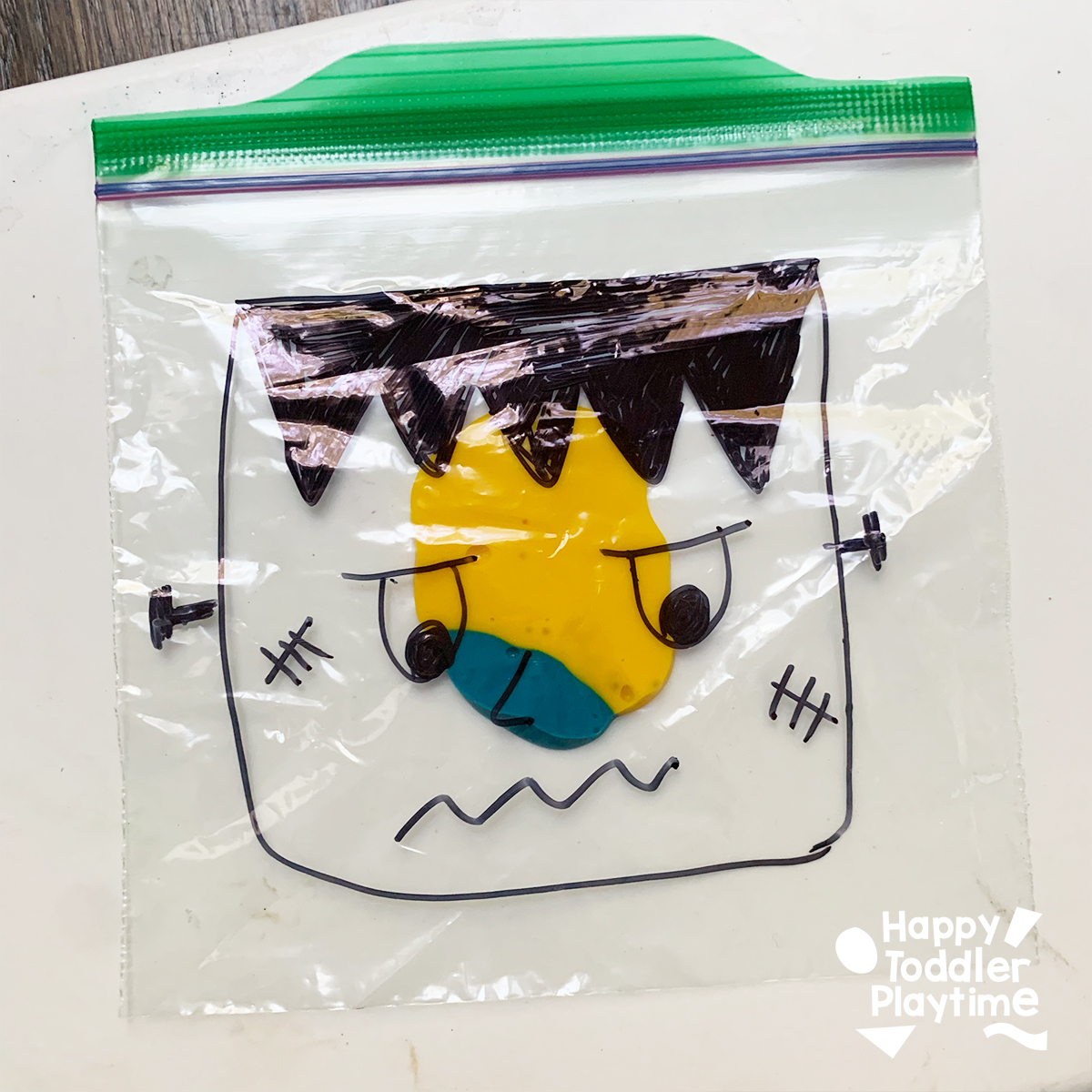 Halloween Color Mixing Bags - Happy Toddler Playtime