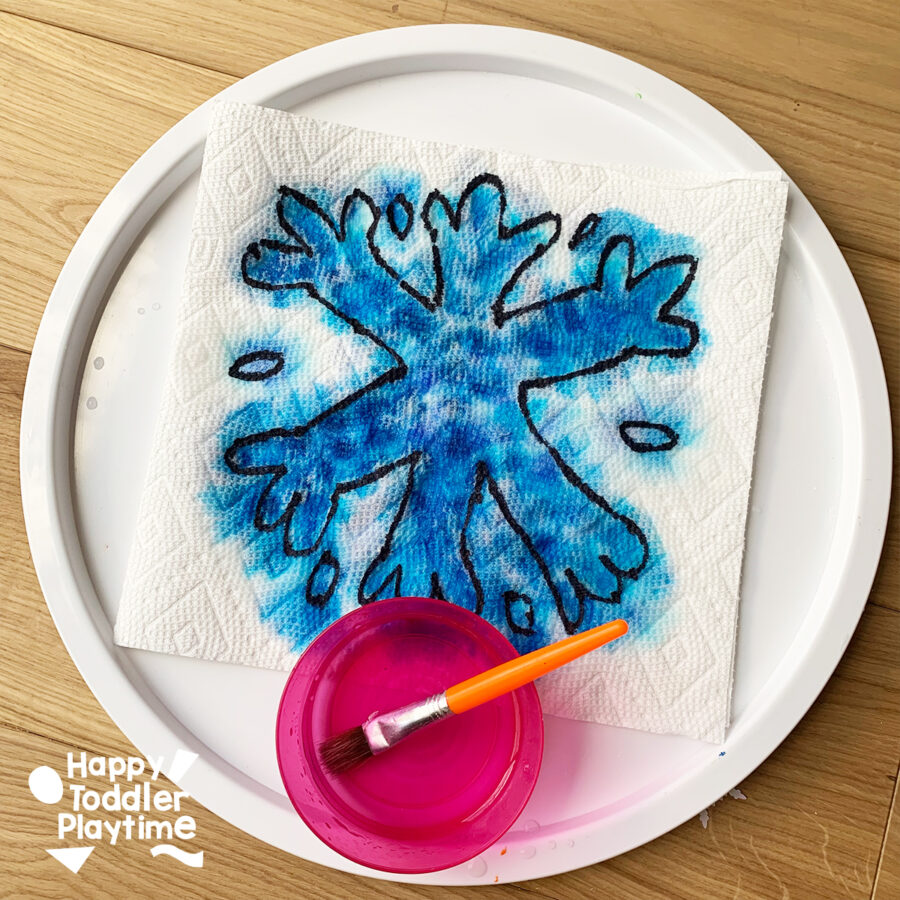 Color Reveal Snowflake Craft - Happy Toddler Playtime
