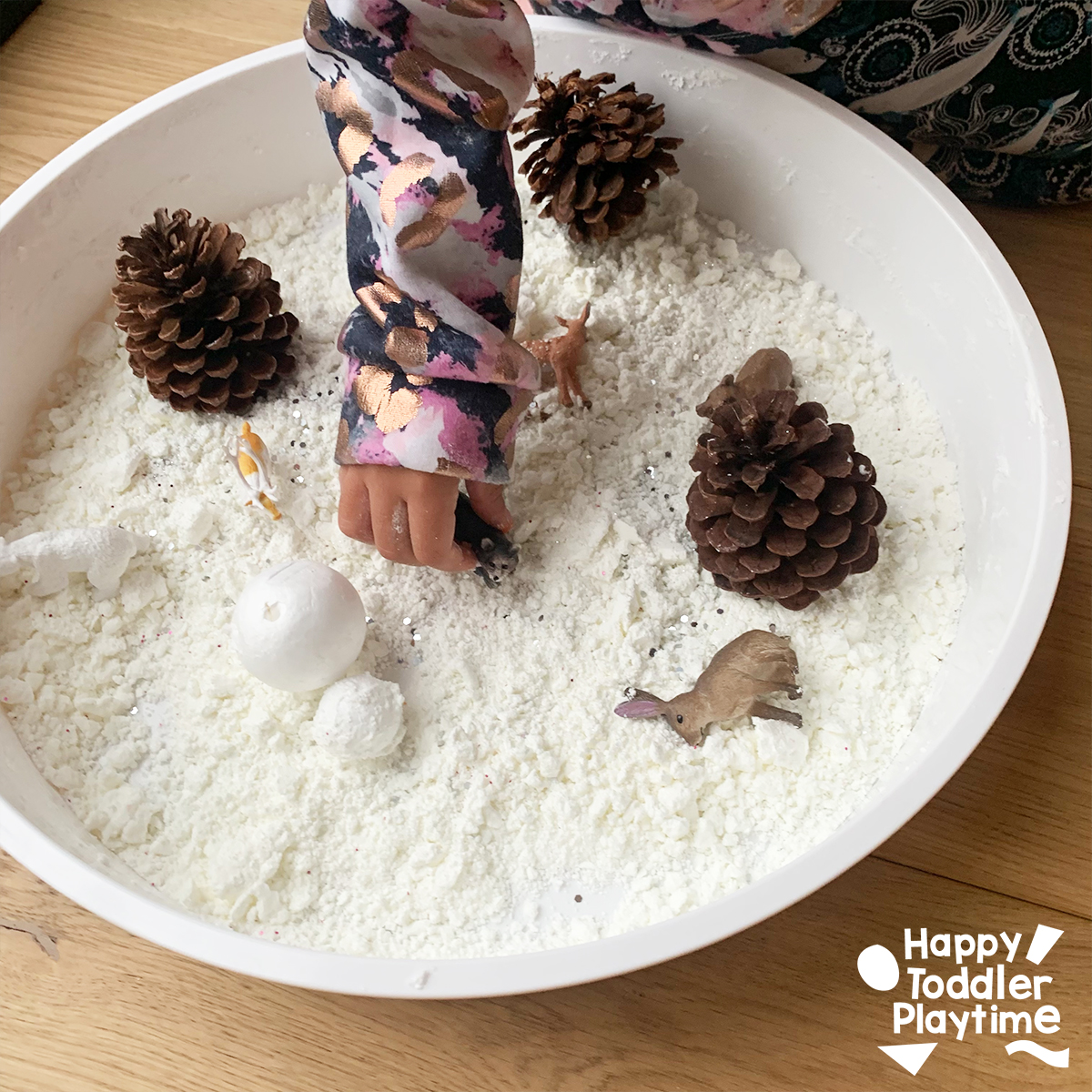 Fake Snow Sensory Bin - Happy Toddler Playtime