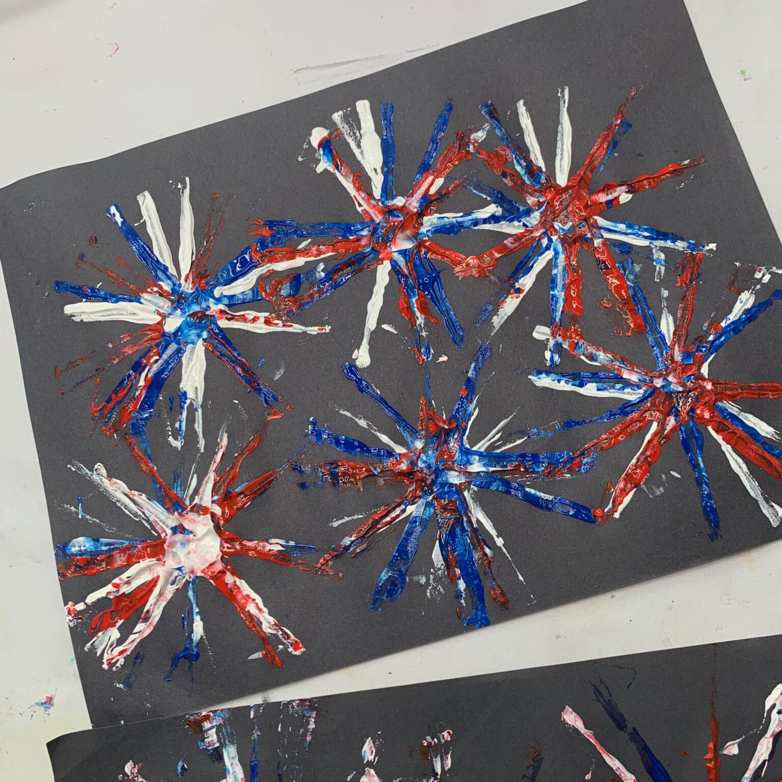 17 Awesome Canada Day Crafts & Activities for Kids - Happy Toddler Playtime