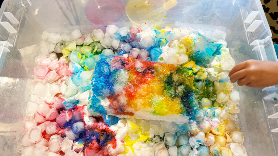 Fizzy Ice: Easy Baking Soda Experiment for Summer - Happy Toddler Playtime
