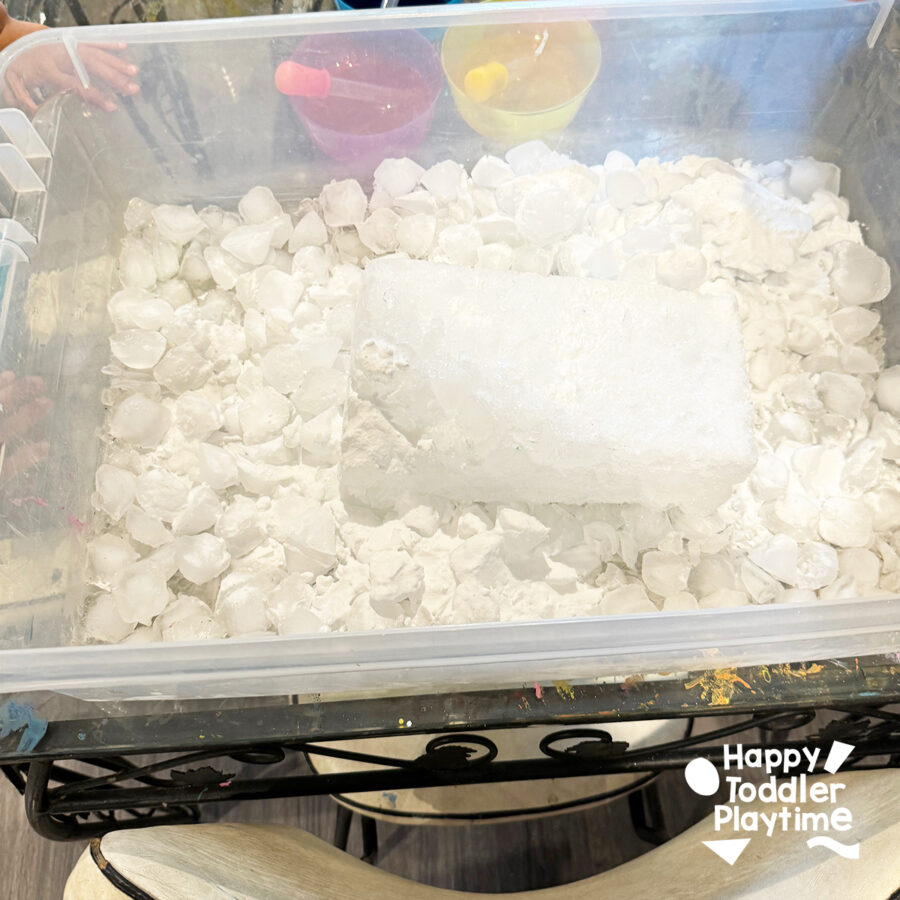 Fizzy Ice: Easy Baking Soda Experiment for Summer - Happy Toddler Playtime