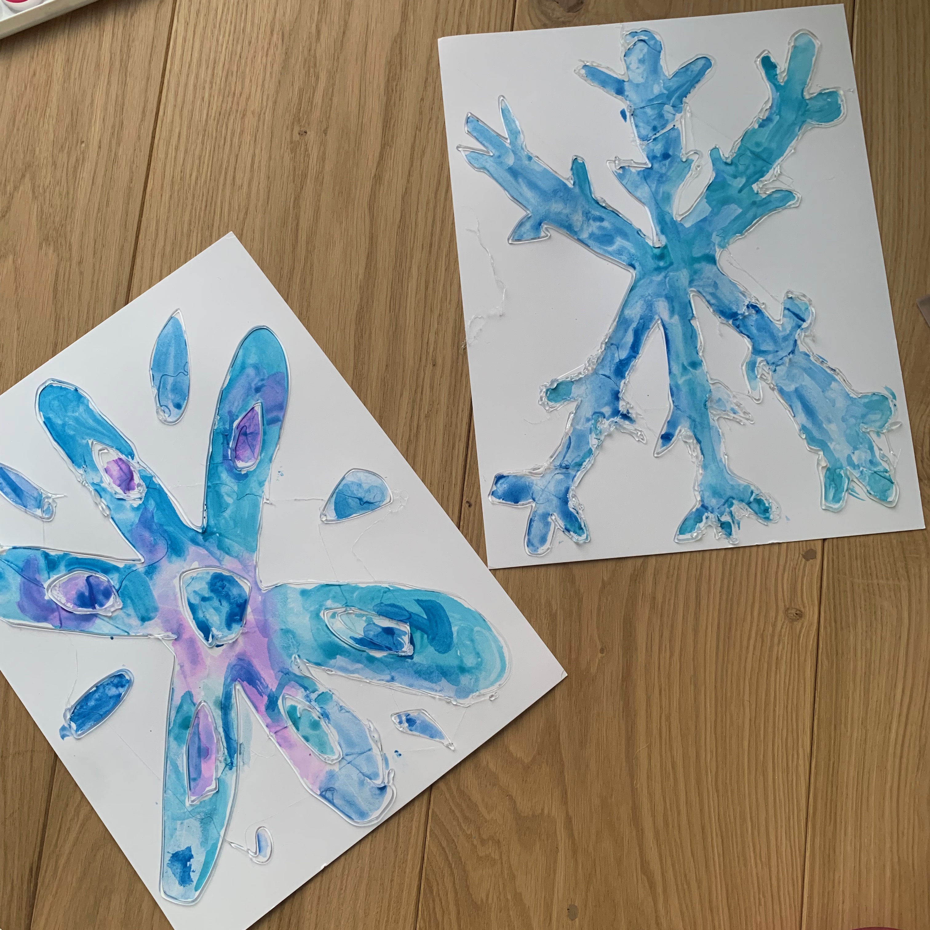 Simple Winter Crafts for Toddlers - Happy Toddler Playtime