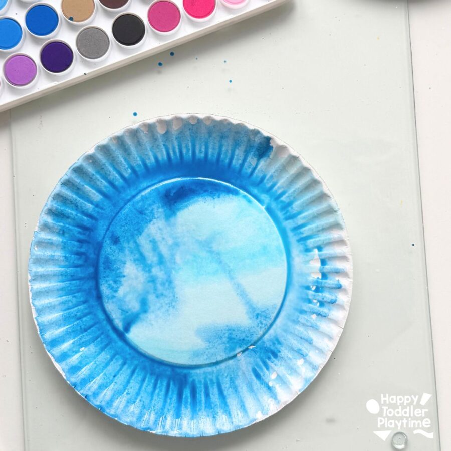 Paper Plate Snowflakes Craft - Happy Toddler Playtime
