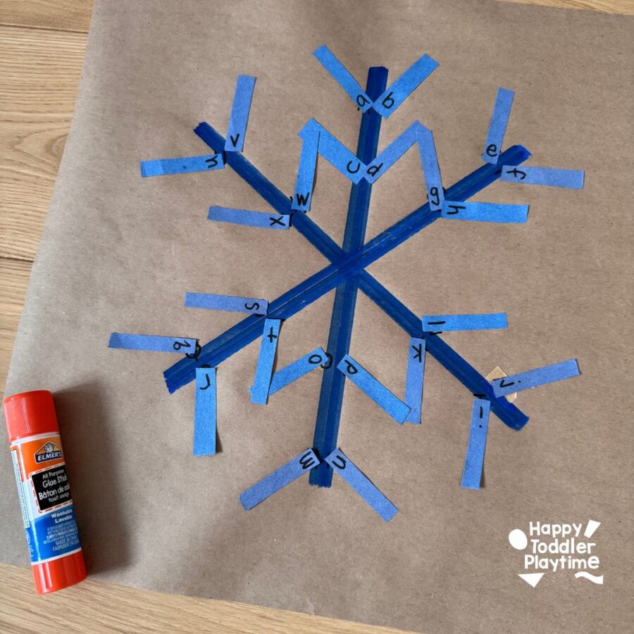 Winter Literacy Activities for Preschoolers - Happy Toddler Playtime