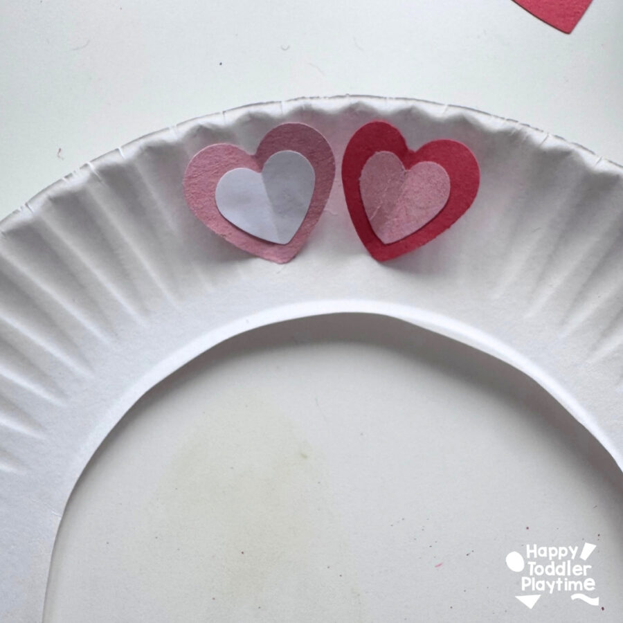 Fun Paper Plate Heart Wreath Craft - Happy Toddler Playtime