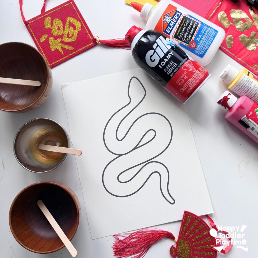 Puffy Paint Snake Craft - Happy Toddler Playtime