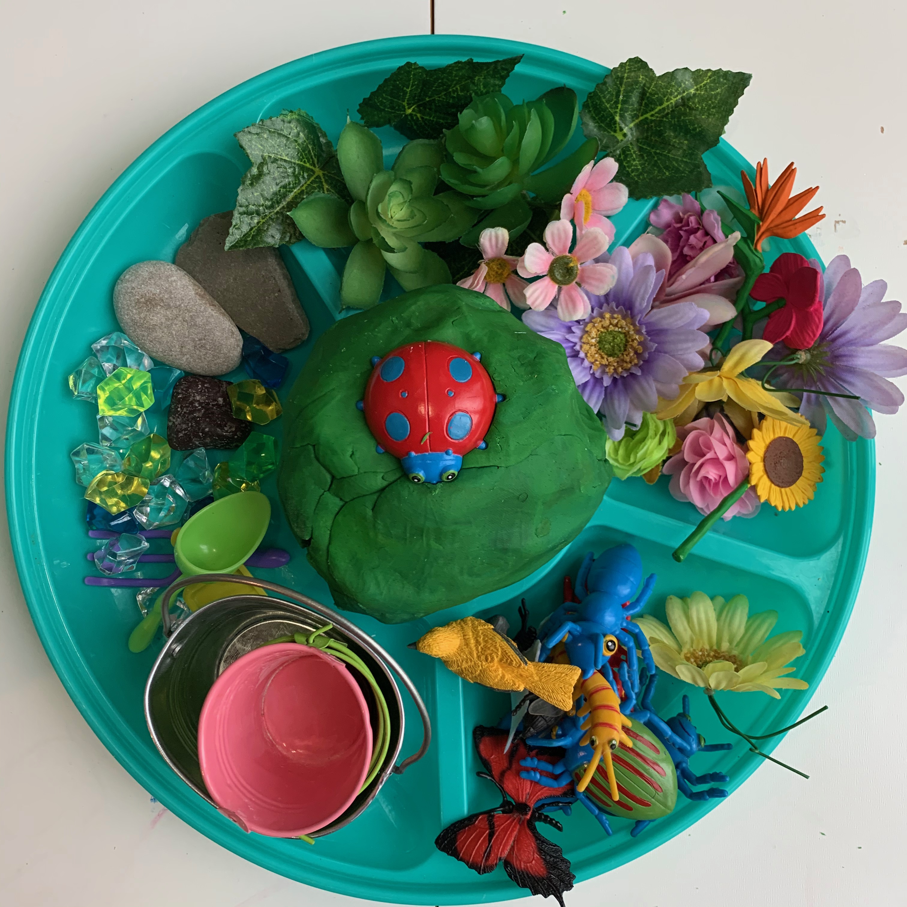 21+ Beautiful Flower Activities for Toddlers - Happy Toddler Playtime