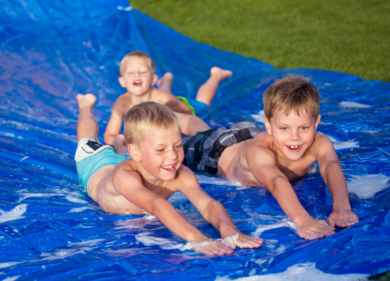 15+ Easy Backyard Water Play Ideas for Kids - Happy Toddler Playtime