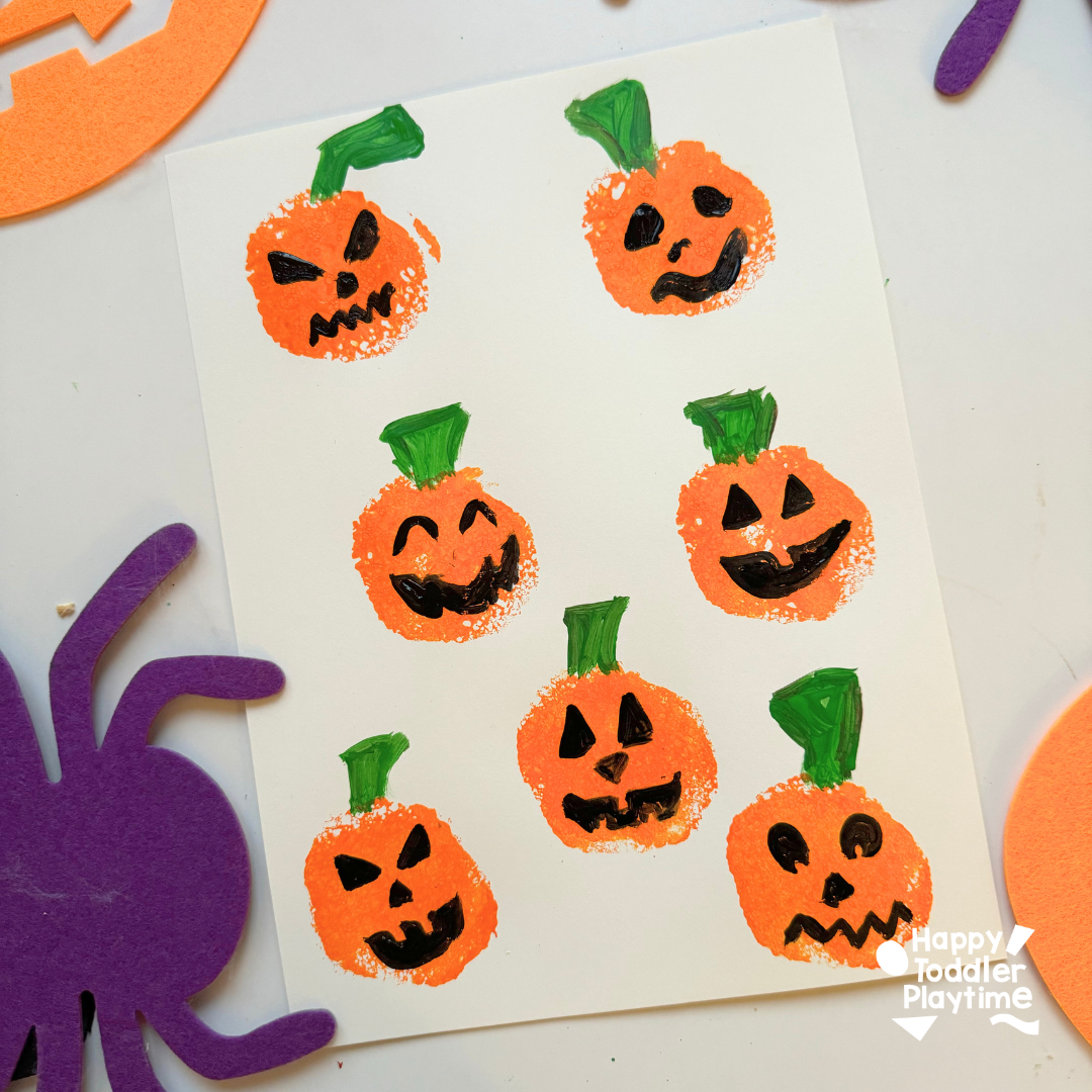 Sponge Painted Pumpkin Craft - Happy Toddler Playtime