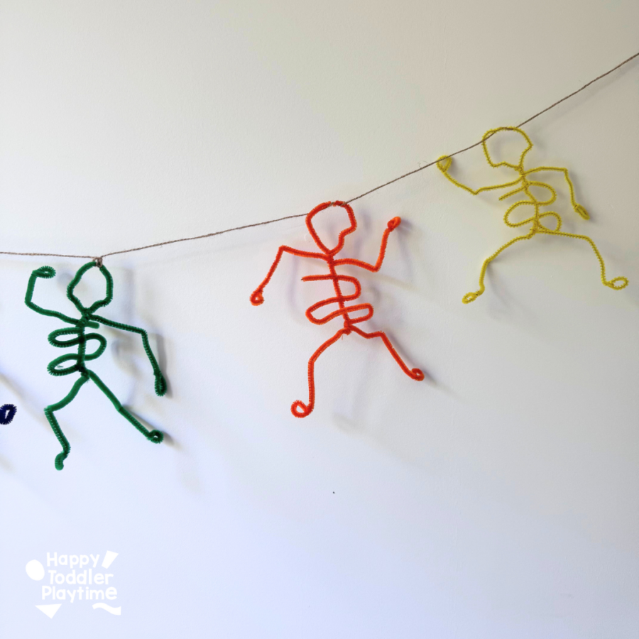 Pipe Cleaner Skeleton Craft - Happy Toddler Playtime