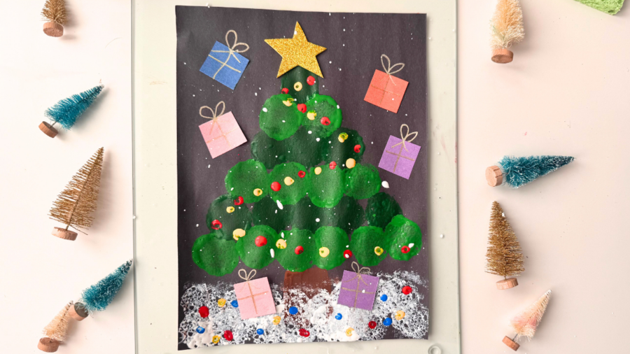Sponge Printed Christmas Tree Craft - Happy Toddler Playtime