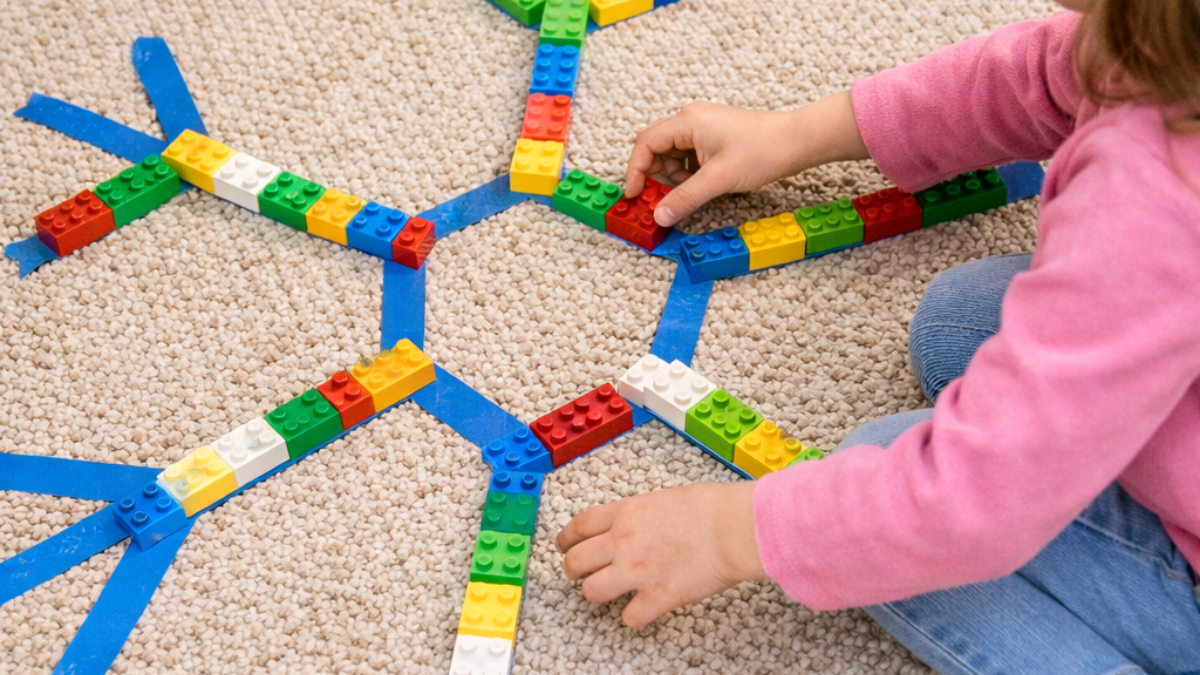 LEGO Snowflake - Happy Toddler Playtime